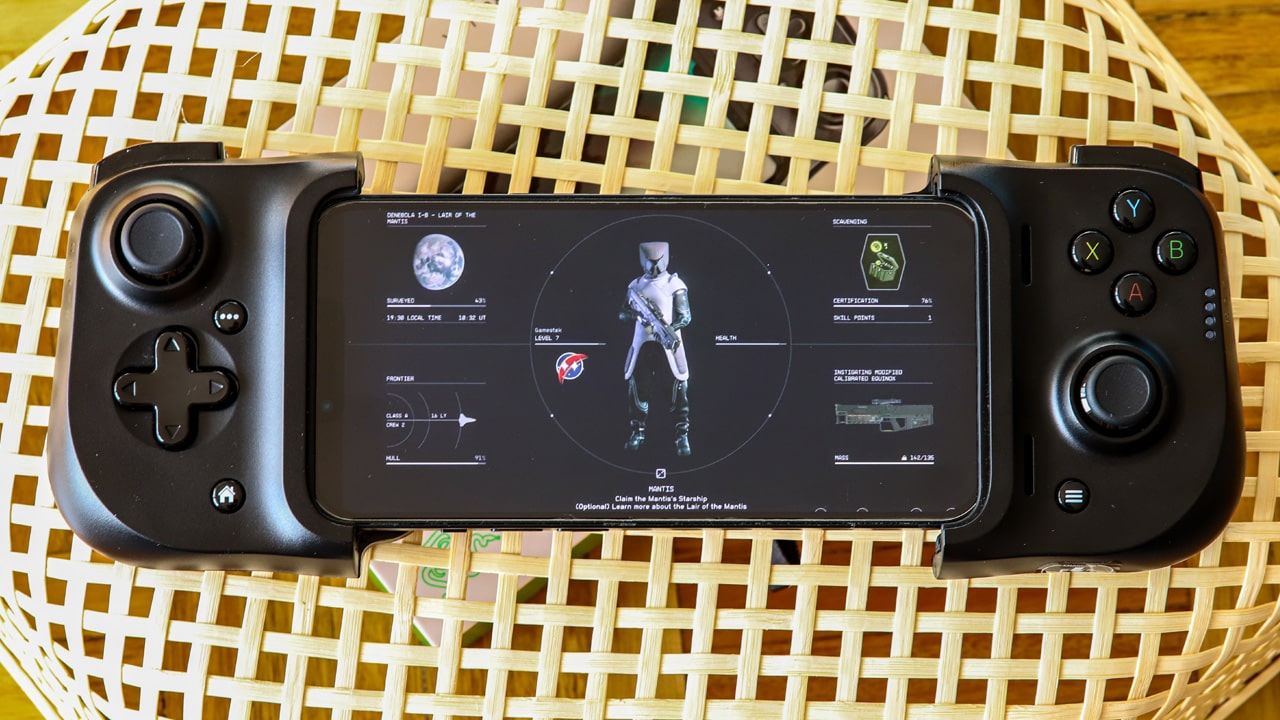 Razer Kishi Review in 2023: Is it still worth it? - Gamer By Mistake