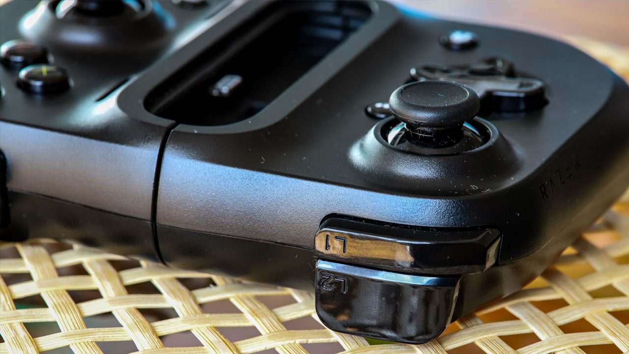 Razer Kishi Review in 2023: Is it still worth it? - Gamer By Mistake